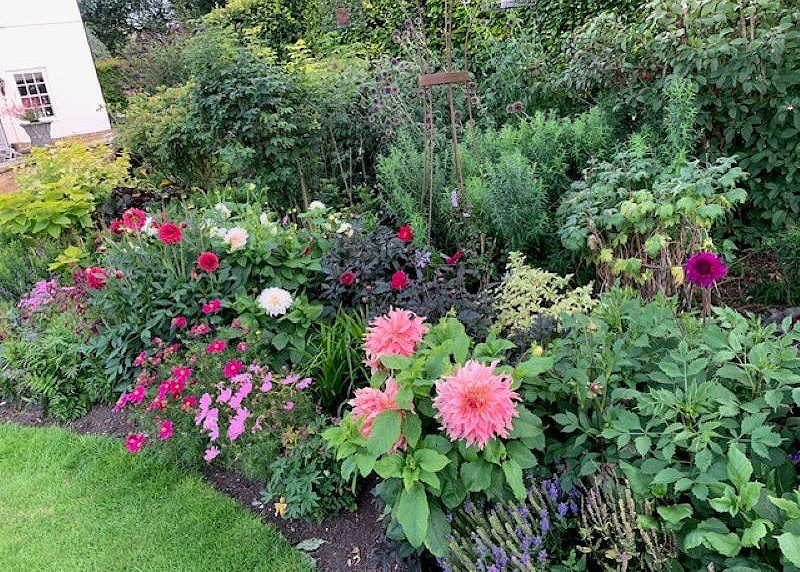 MEMBERS VISIT TO SPRINGFIELD FARM IN JUNE - Kimble and Ellesborough ...