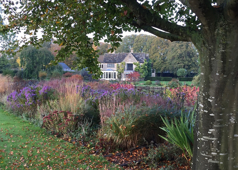 MEMBERS VISIT TO THE GRANGE IN JULY - Kimble and Ellesborough ...
